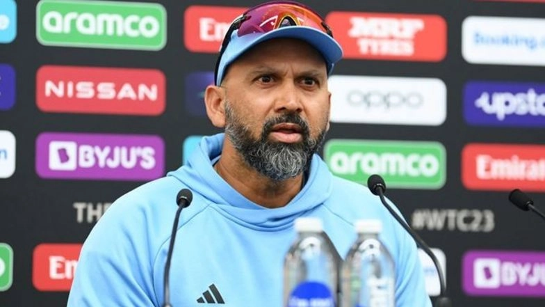 Paras Mhambrey Likely to Join Mumbai Indians As Bowling Coach Ahead of ...