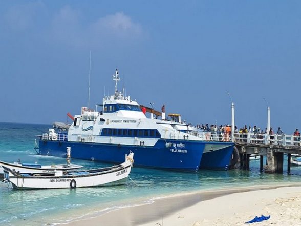 India News | Lakshadweep: First-ever High-speed Craft Vessel Berths at ...