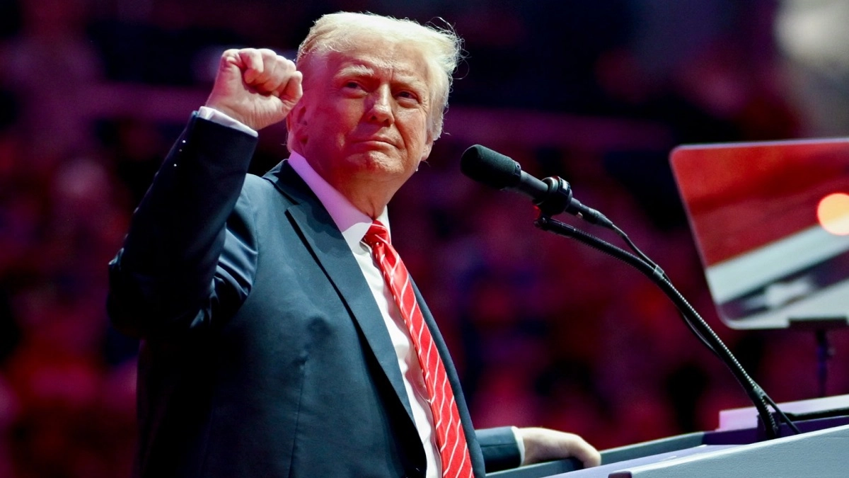 Agency News | Donald Trump and Family Attend Church Service Before ...