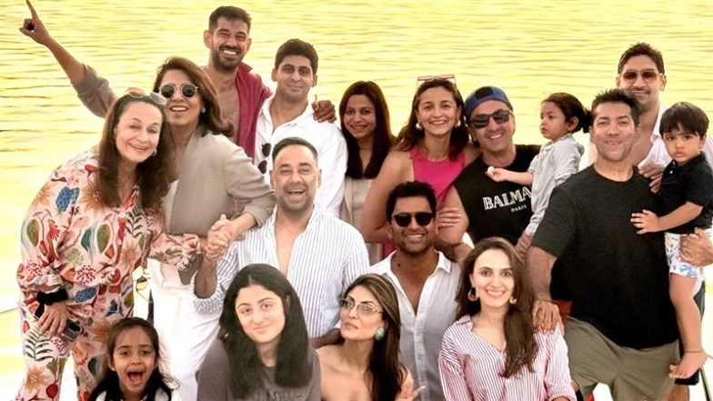 Riddhima Kapoor Shares Heartwarming Glimpses of Kapoor Family’s 2025 ...