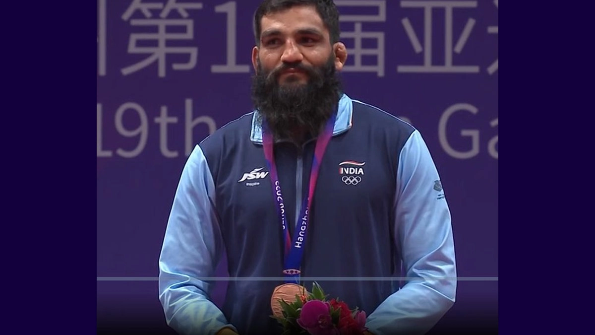 Sports News | Sunil Kumar Wins Bronze Medal in Greco-Roman 87 kg in Senior Asian Wrestling ...
