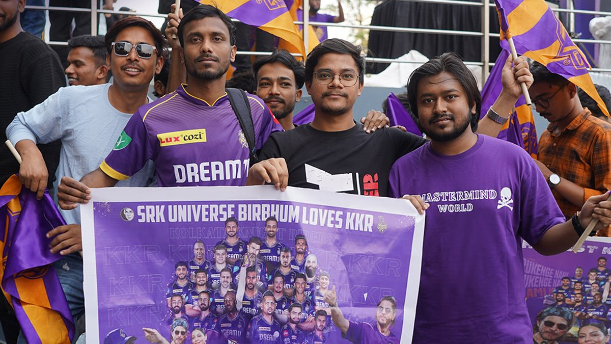 Agency News | IPL 2025: KKR Trophy Tour Celebrates Victory With Fans at ...