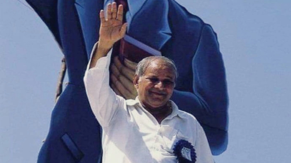 India News | Rahul Gandhi, Congress Leaders Pay Tributes to Kanshi Ram ...