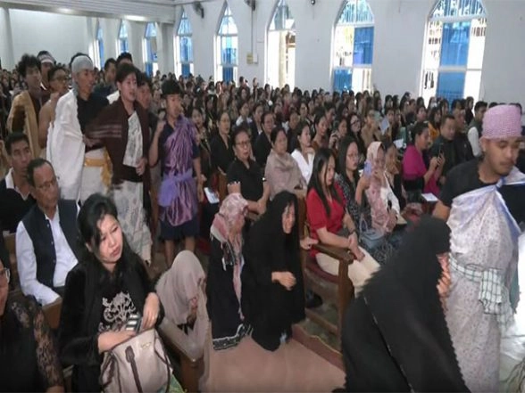 India News | Manipur: Devotees Commemorate Good Friday with Prayers at MBC Centre Church in ...