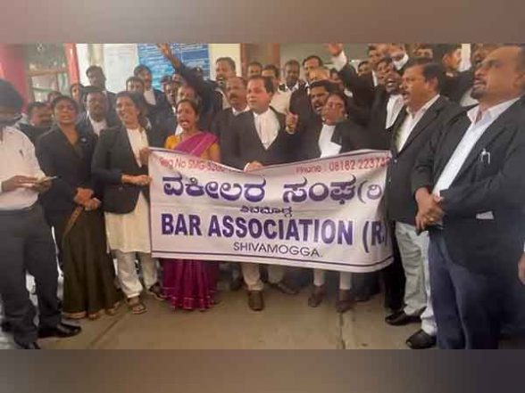 India News | Shivamogga Mourns Loss of Manjunath Rao in Pahalgam Terror ...