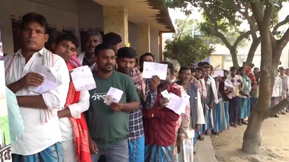 Politics News | Bihar: Polling Begins for Second Phase of Assembly ...