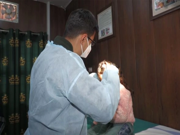 India News | J&K: Indian Army's Romeo Force Provides Free Surgical ...