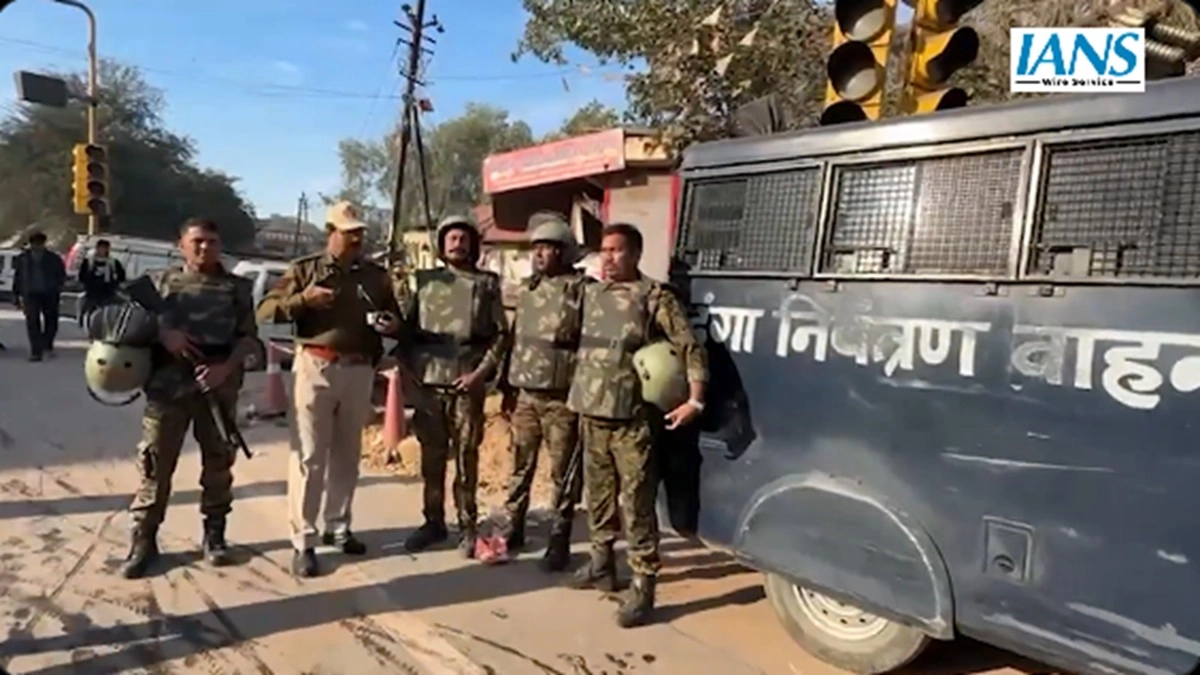 India News | Six Cops Injured in Stone Pelting; WhatsApp, Internet ...