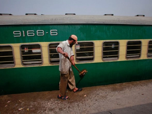 World News | Ageing Fleet Pushes Pakistan Railways Deeper into ...