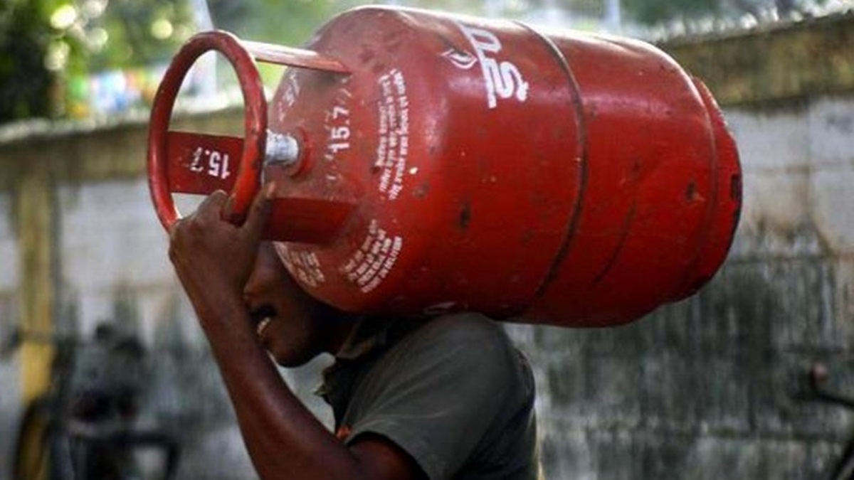 India News | Over 25,000 LPG Distributorships in India, 17,677 in Rural ...