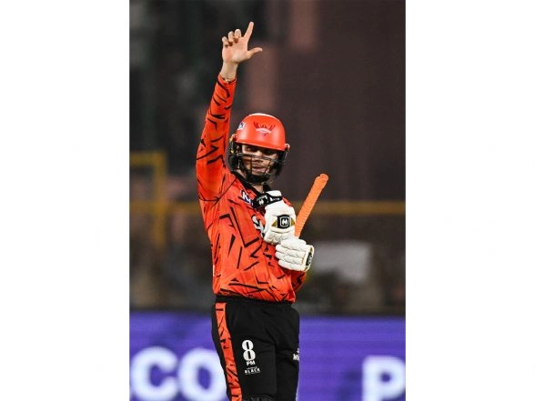 Sports News | Abhishek Sharma Goes Past Kane Williamson to Become SRH's ...