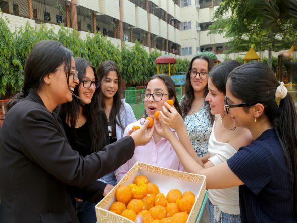 India News | Over 10,000 Girls Qualified in JEE Advanced 2026 for First ...